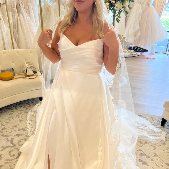 ida torez | Dresses | Ida Torez Fascinata Wedding Dressed Bnwt | Poshmark